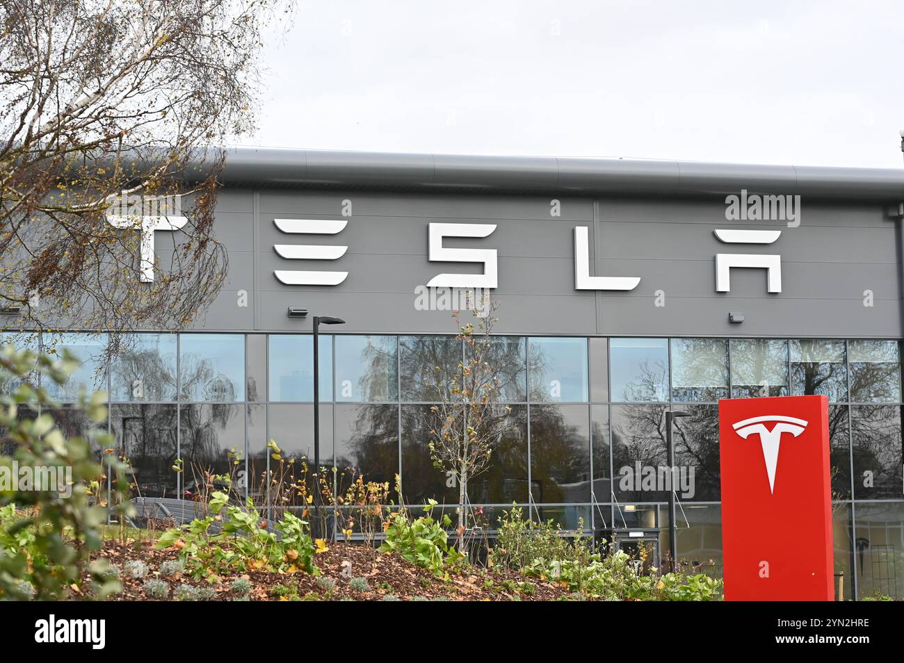 Cambridge. England. 24-November-2024. Bar Hill Tesla showroom building ...