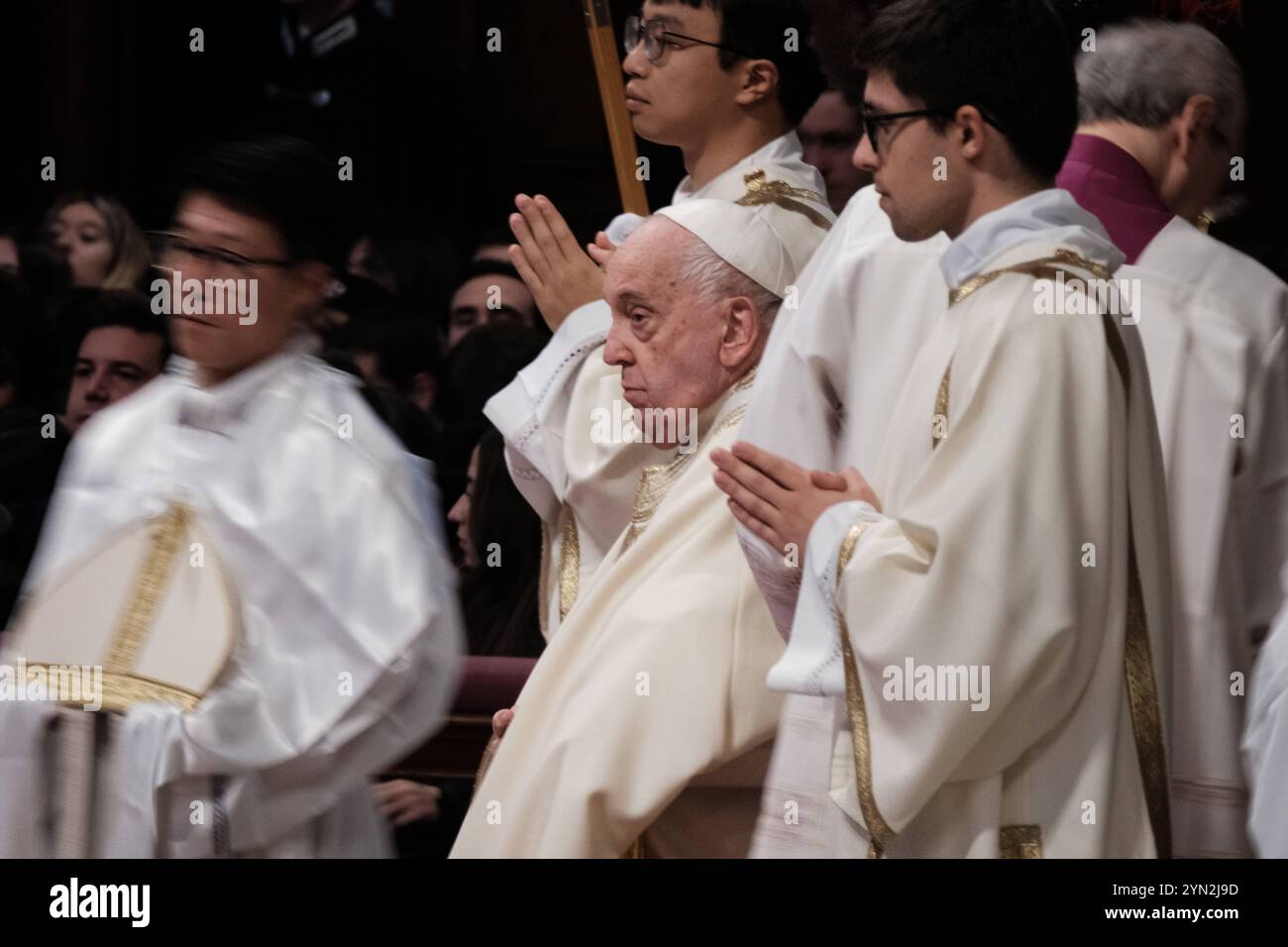 Vatican, Pope Francis celebrates mass at the 39th edition of World ...