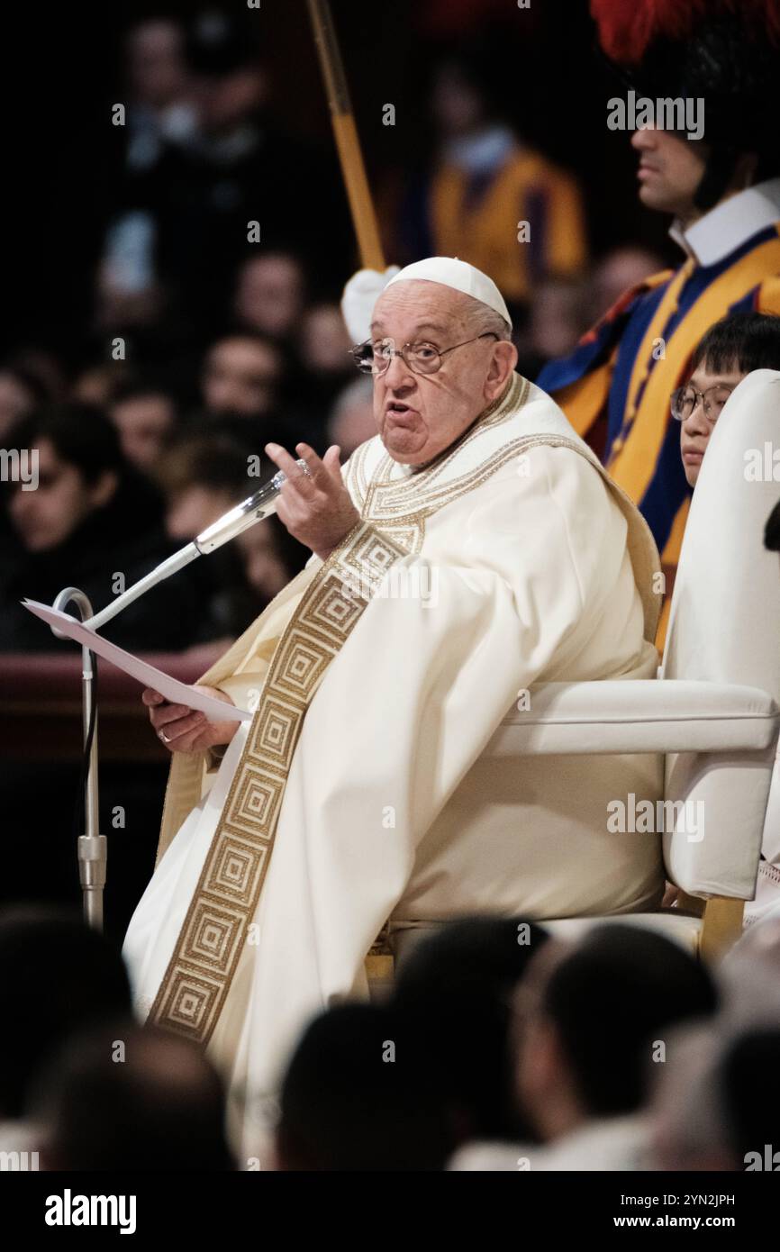 Vatican, Pope Francis celebrates mass at the 39th edition of World ...