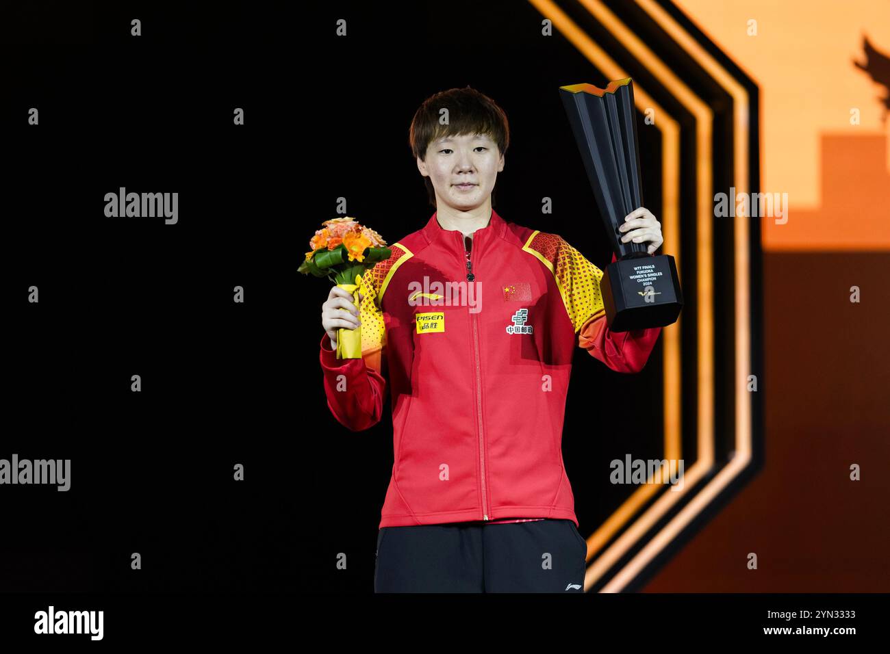 Kitakyushu, Japan. 24th Nov, 2024. Wang Manyu of China poses for photos ...