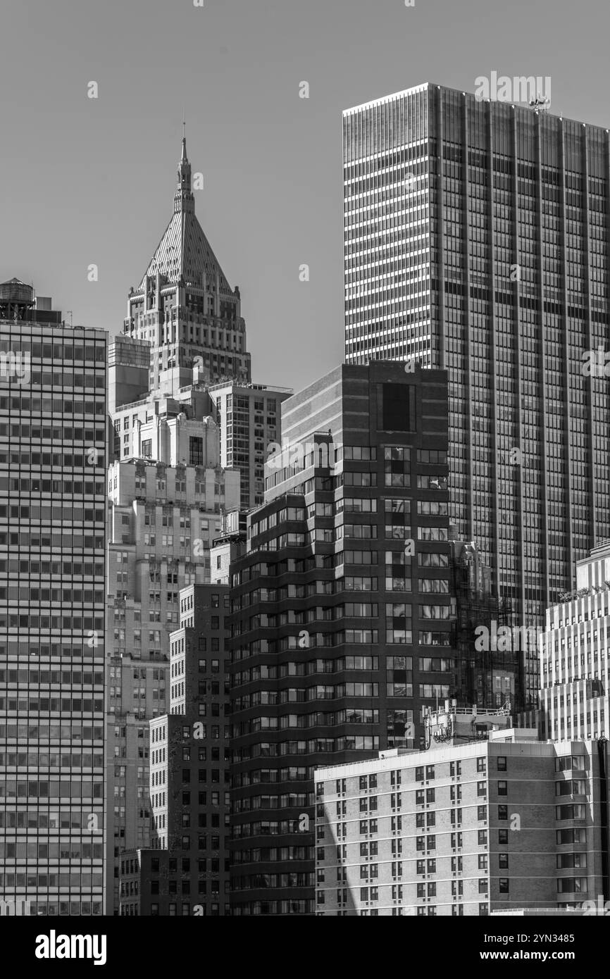 New York, USA: Lower Manhattan highrise buildings skyline view from ...
