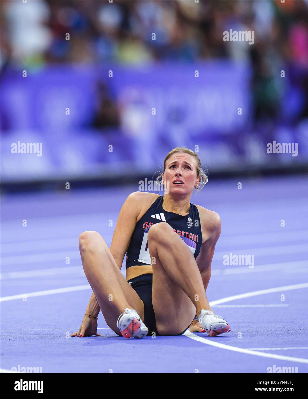 Jessie Knight participating in the 400 meters hurdles at the Paris 2024 ...