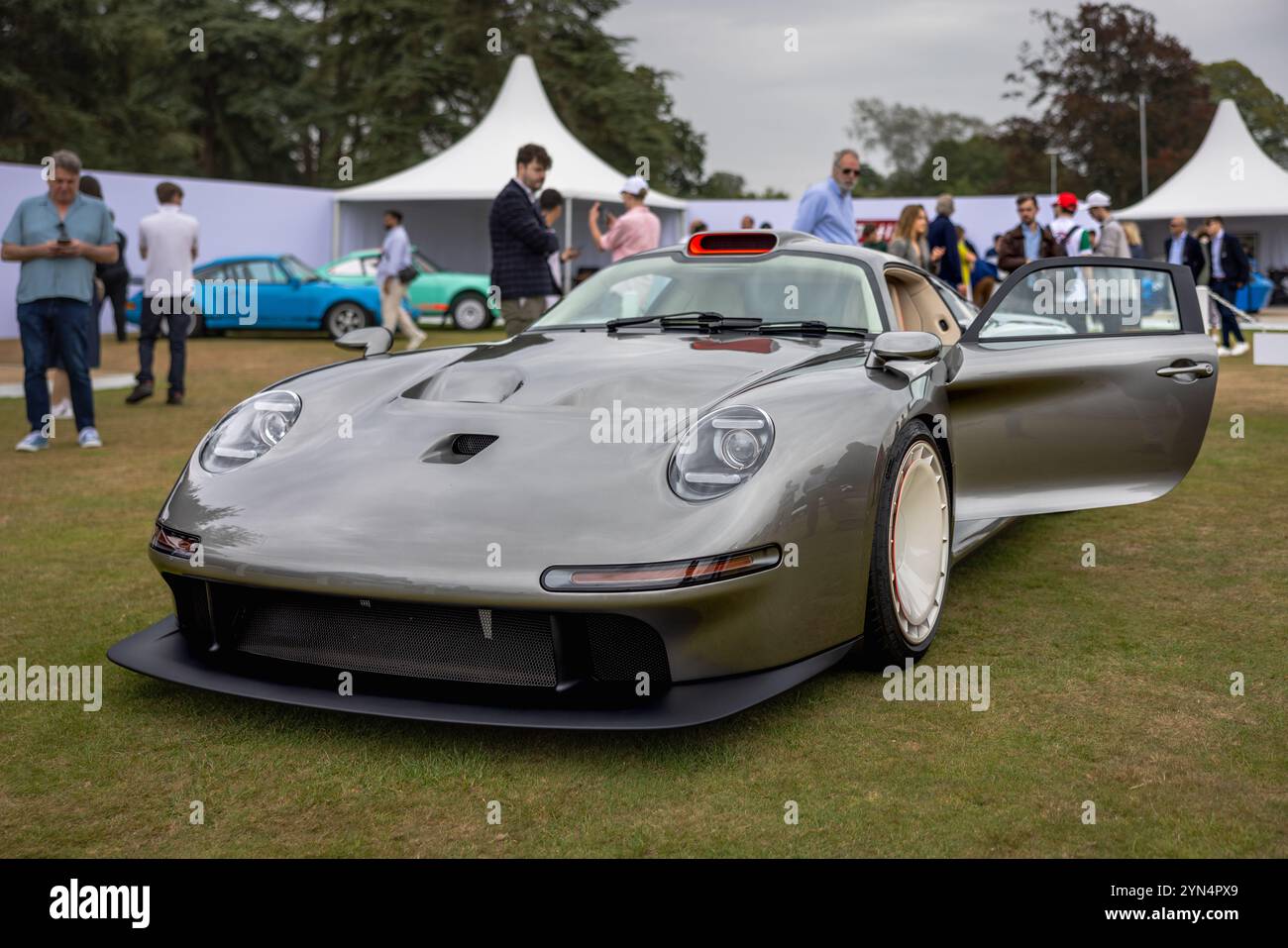 Tuthill Porsche GT One, on display at the Salon Privé Concours d ...
