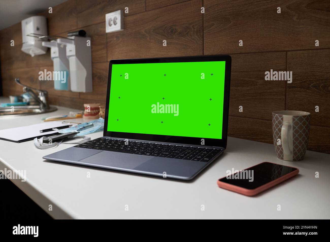 Office desk laptop displaying hi-res stock photography and images - Alamy