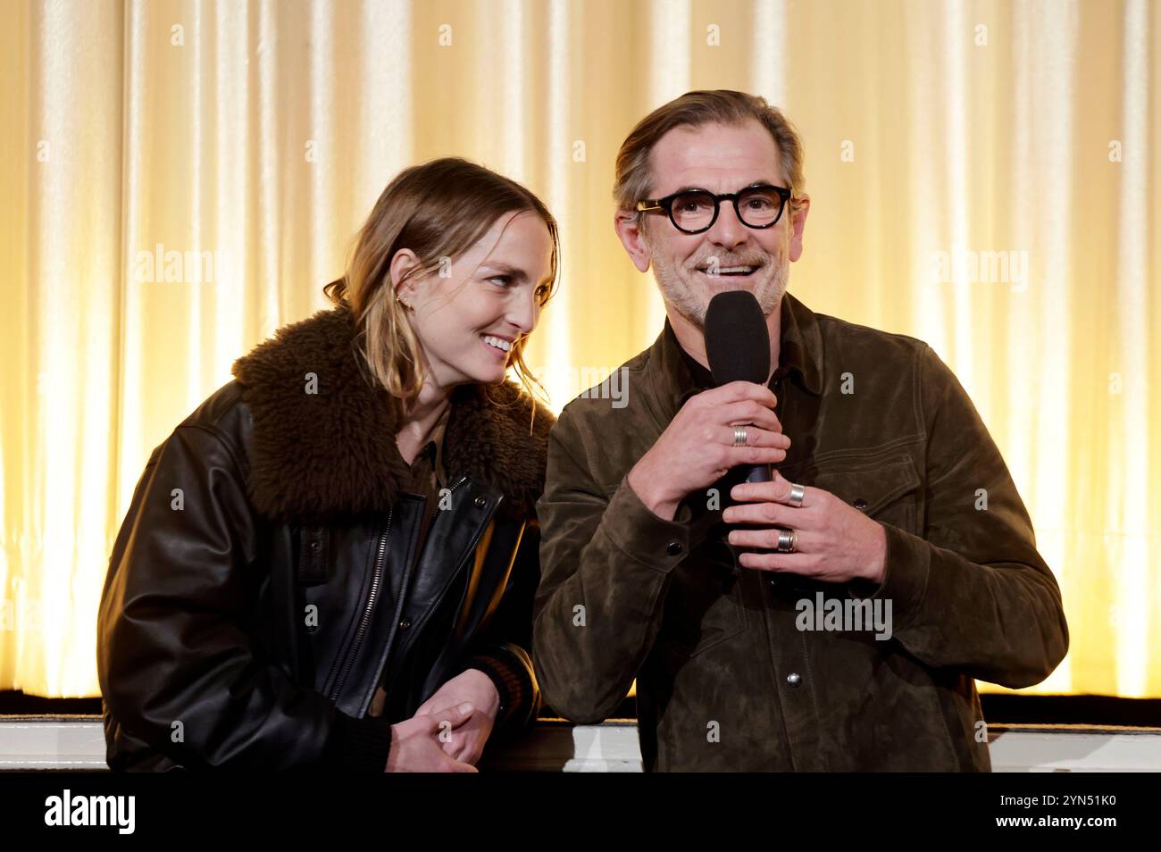 Adele Simphal und Matthieu Delaporte bei der Premiere des Kinofilms ...