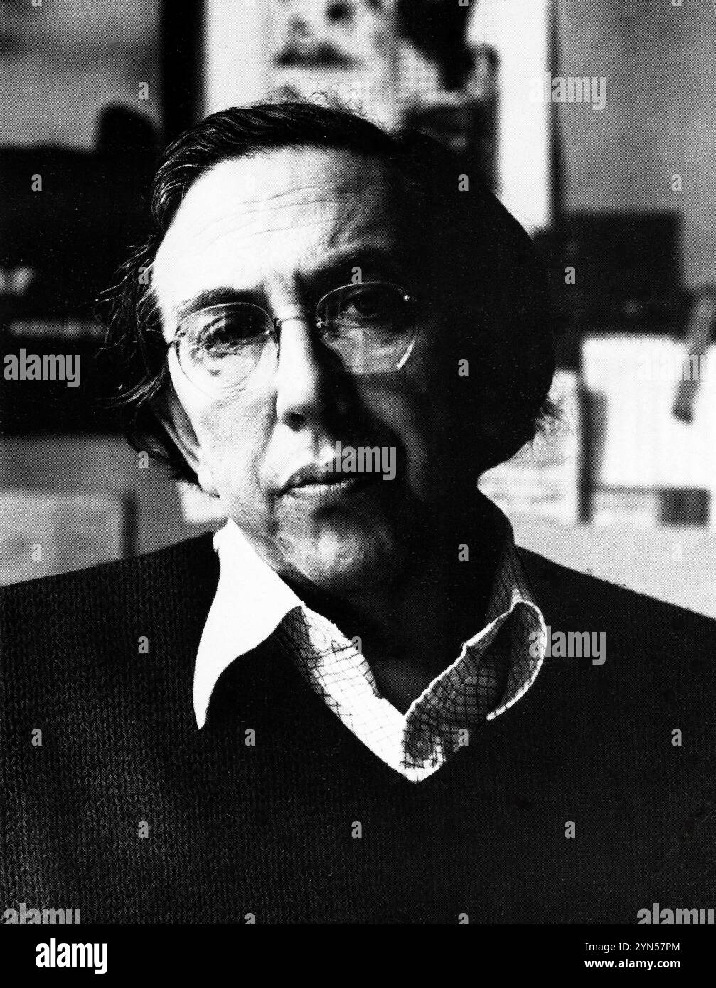 Tv composer hi-res stock photography and images - Alamy