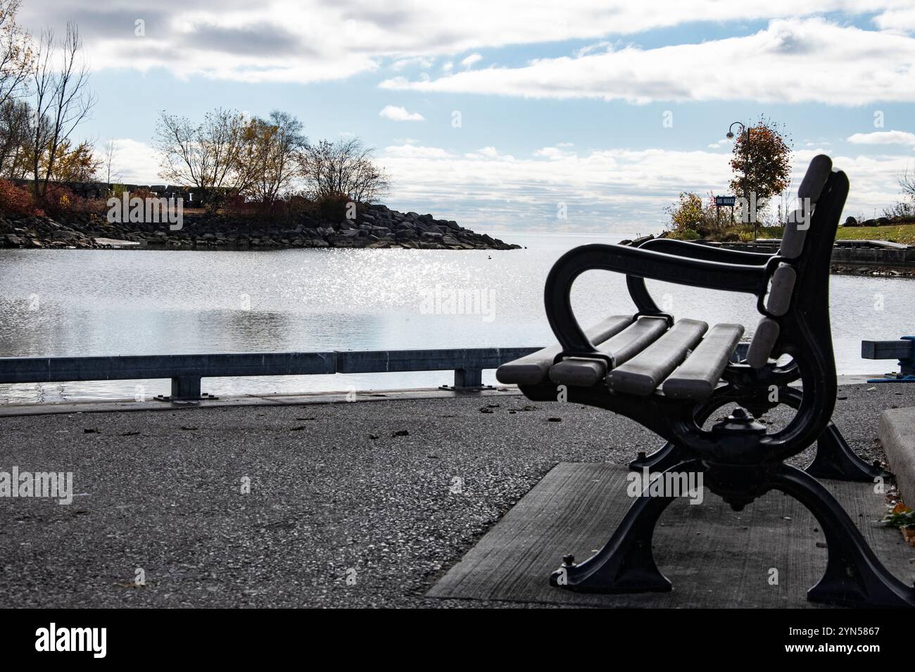 Bench at Bluffer's Park in Scarborough, Toronto, Ontario, Canada Stock ...