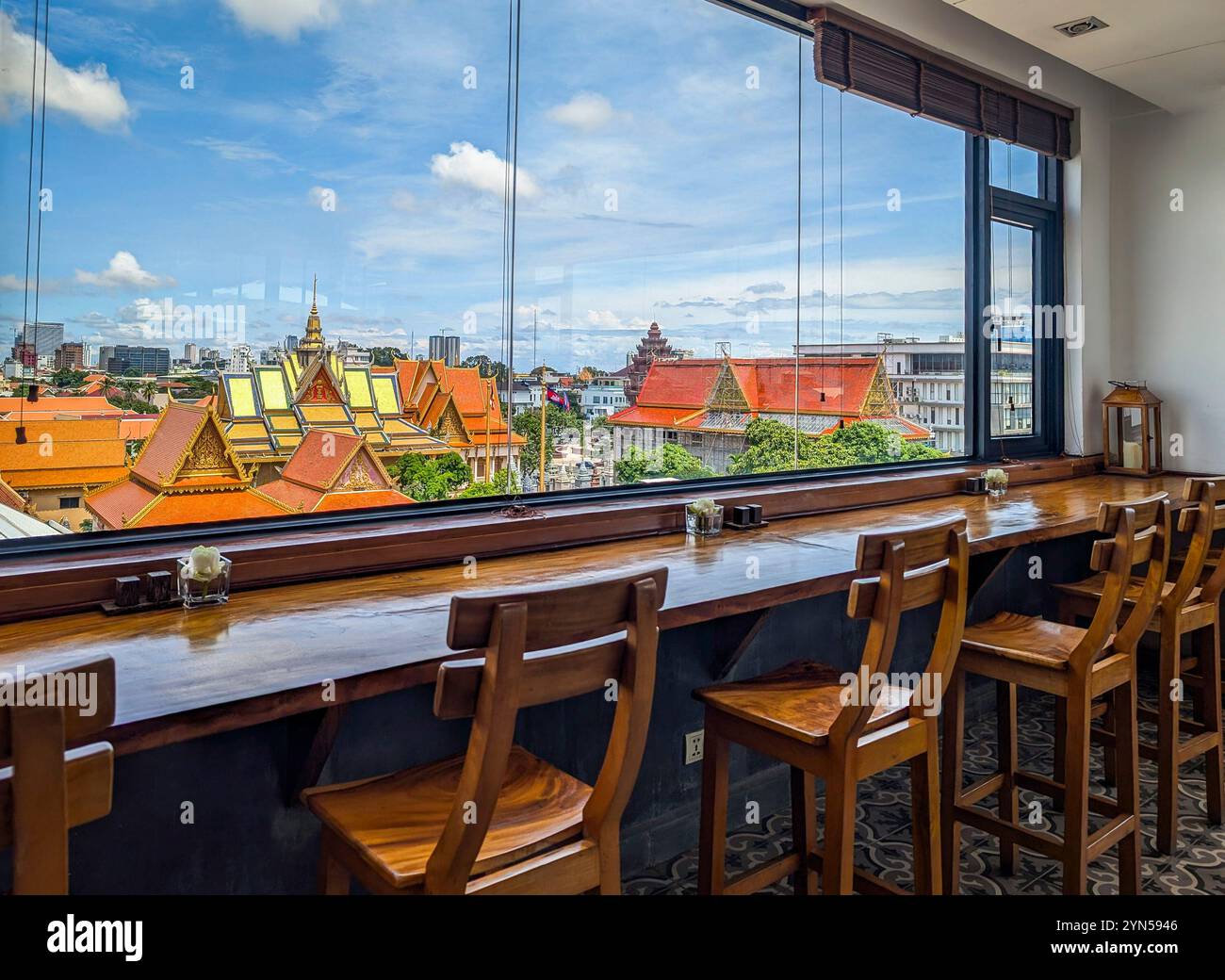 Golden temple hotel cambodia hi-res stock photography and images - Alamy