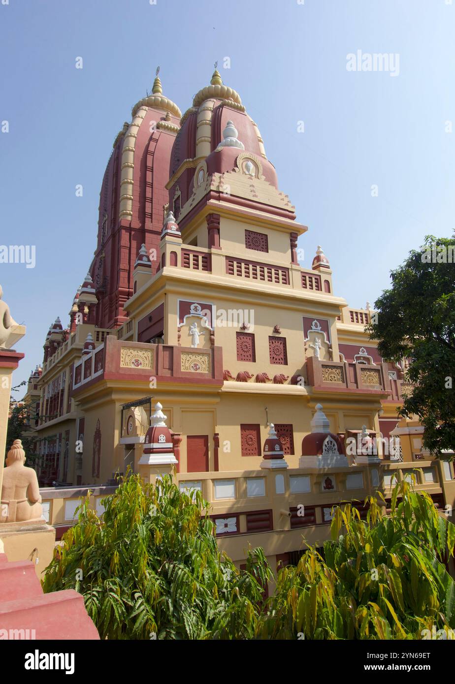 Vertical shot of exterior buildings at Hindu Laxminarayan Mandir Temple ...