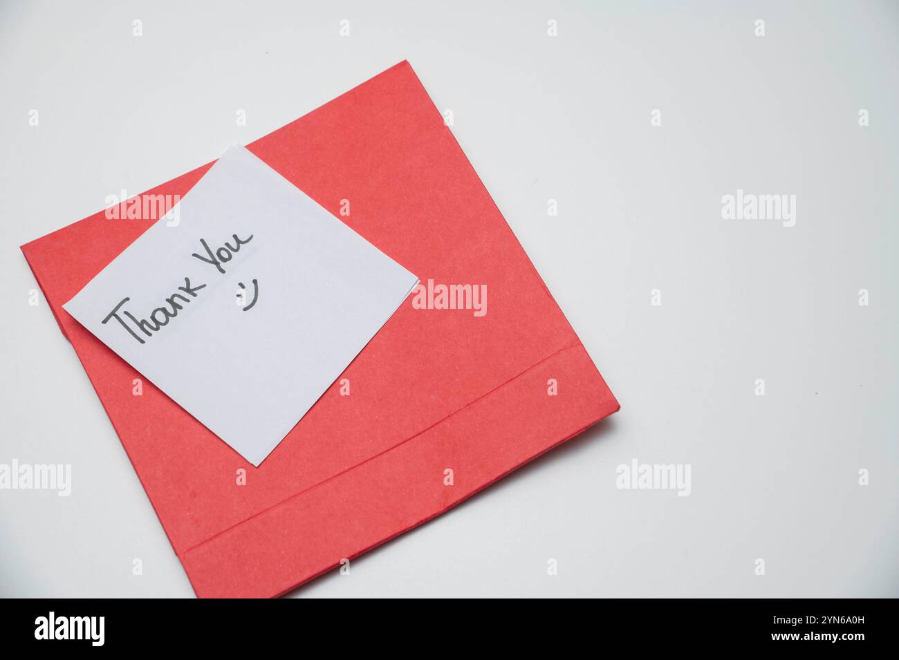 Notepad thank text on hi-res stock photography and images - Alamy
