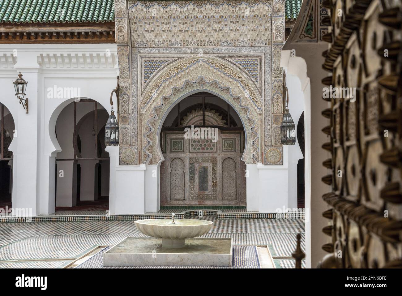View into the courtyars of famoud Al-Qarawiyin mosque in Fes, Morocco ...