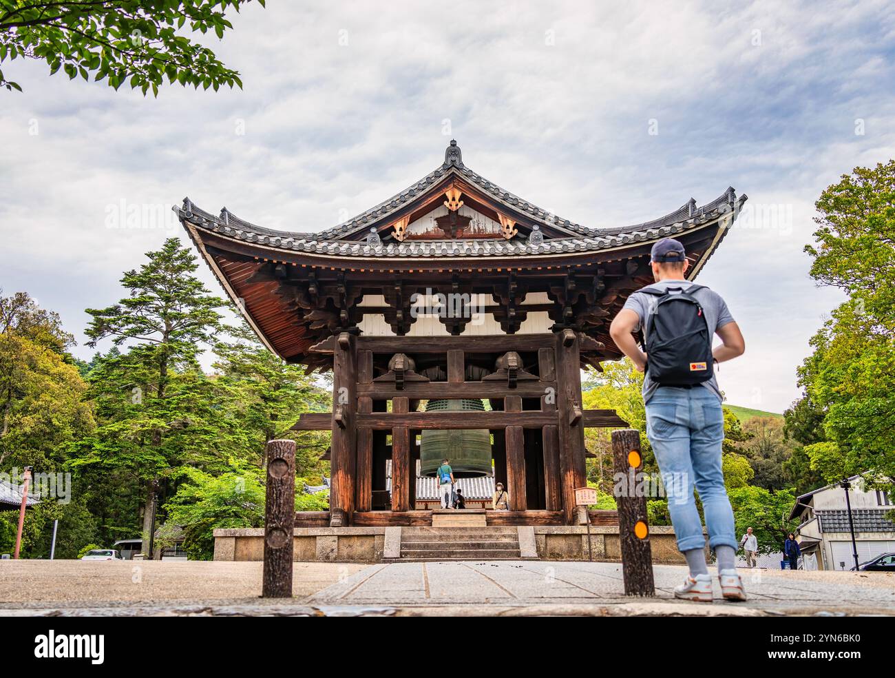 Todaiji shoro hi-res stock photography and images - Alamy