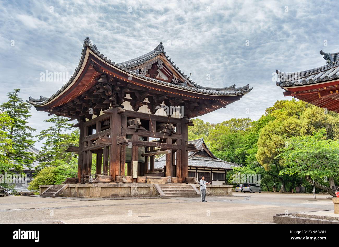 Todaiji shoro hi-res stock photography and images - Alamy