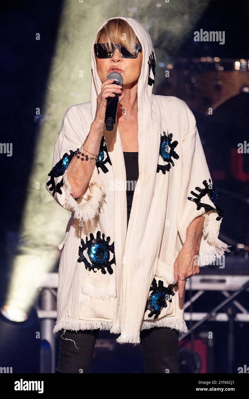 Pic by Mark Passmore. 03/11/2024. The iconic Scottish singer Lulu ...