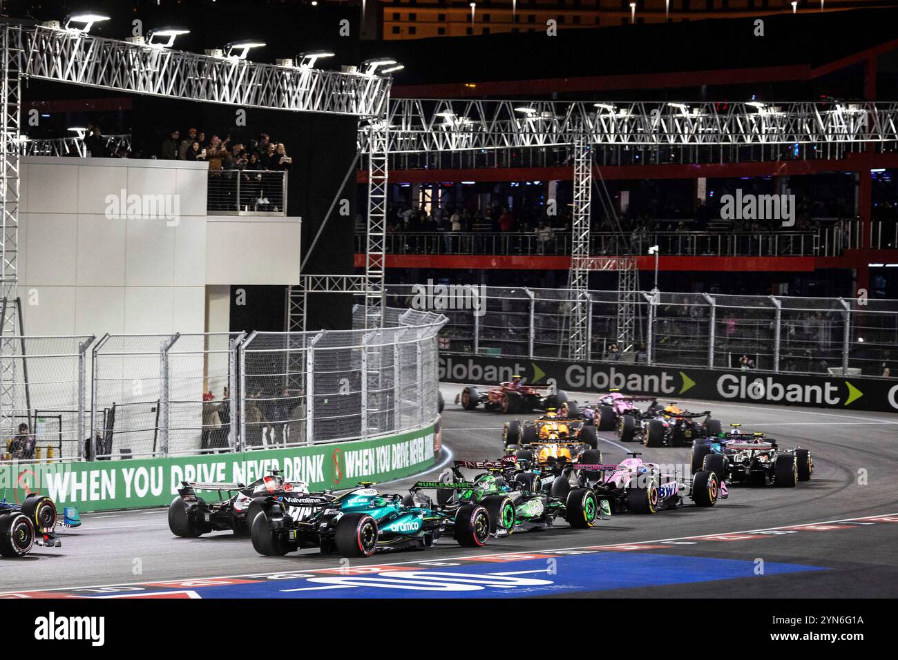 Las Vegas, Vereinigte Staaten. 23rd Nov, 2024. Start zum Großen Preis ...