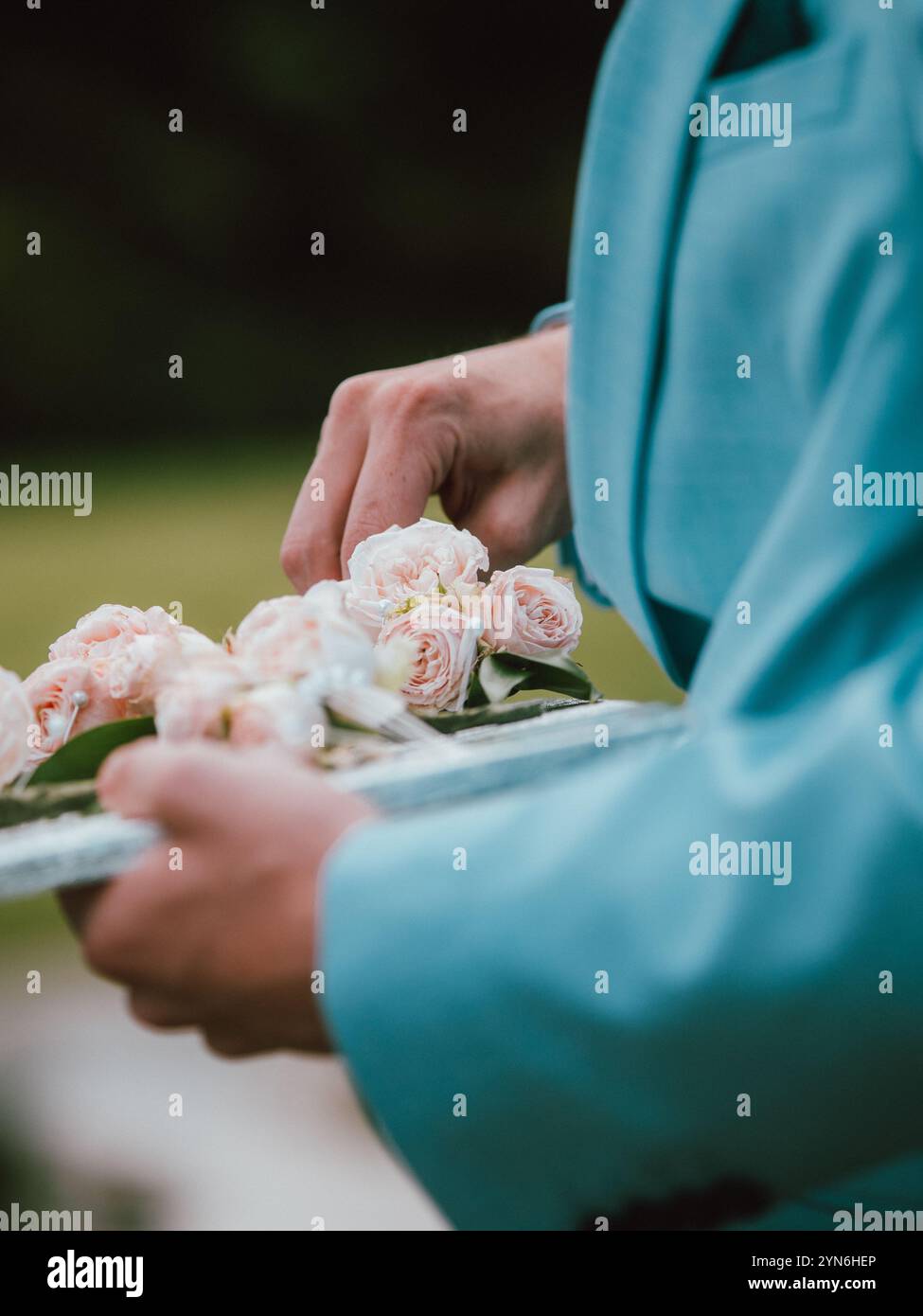 Photo bride getting hair hi-res stock photography and images - Alamy