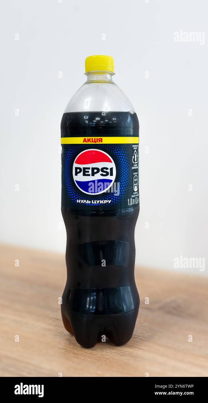 Kiev, Ukraine - November 23, 2024: Pet 1,0l soft drink Pepsi Original ...