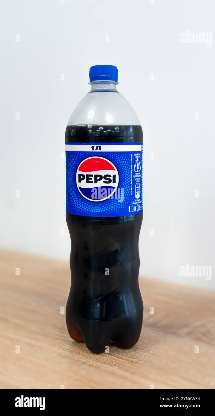 Kiev, Ukraine - November 23, 2024: Pet 1,0l soft drink Pepsi Original ...