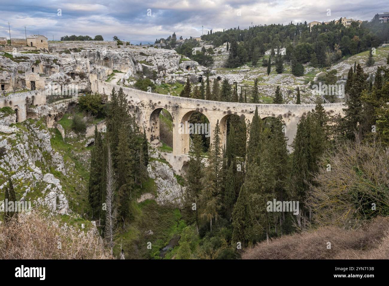 Italy roman bridges hi-res stock photography and images - Alamy