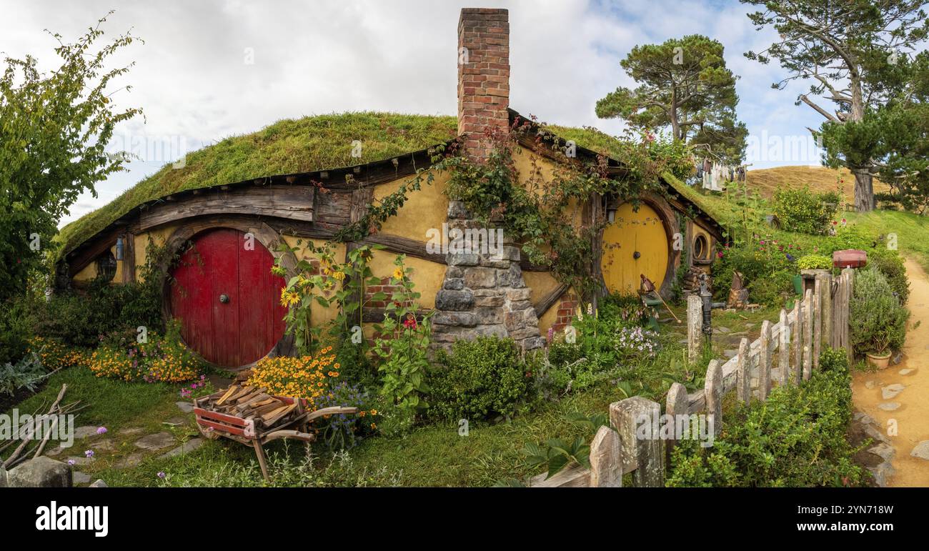 HOBBITON, NEW ZEALAND, JANUARY 20, 2023, Samwise Gamgee's home in ...
