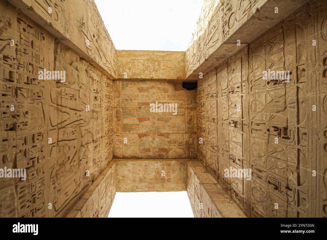 Temple no iii hi-res stock photography and images - Alamy