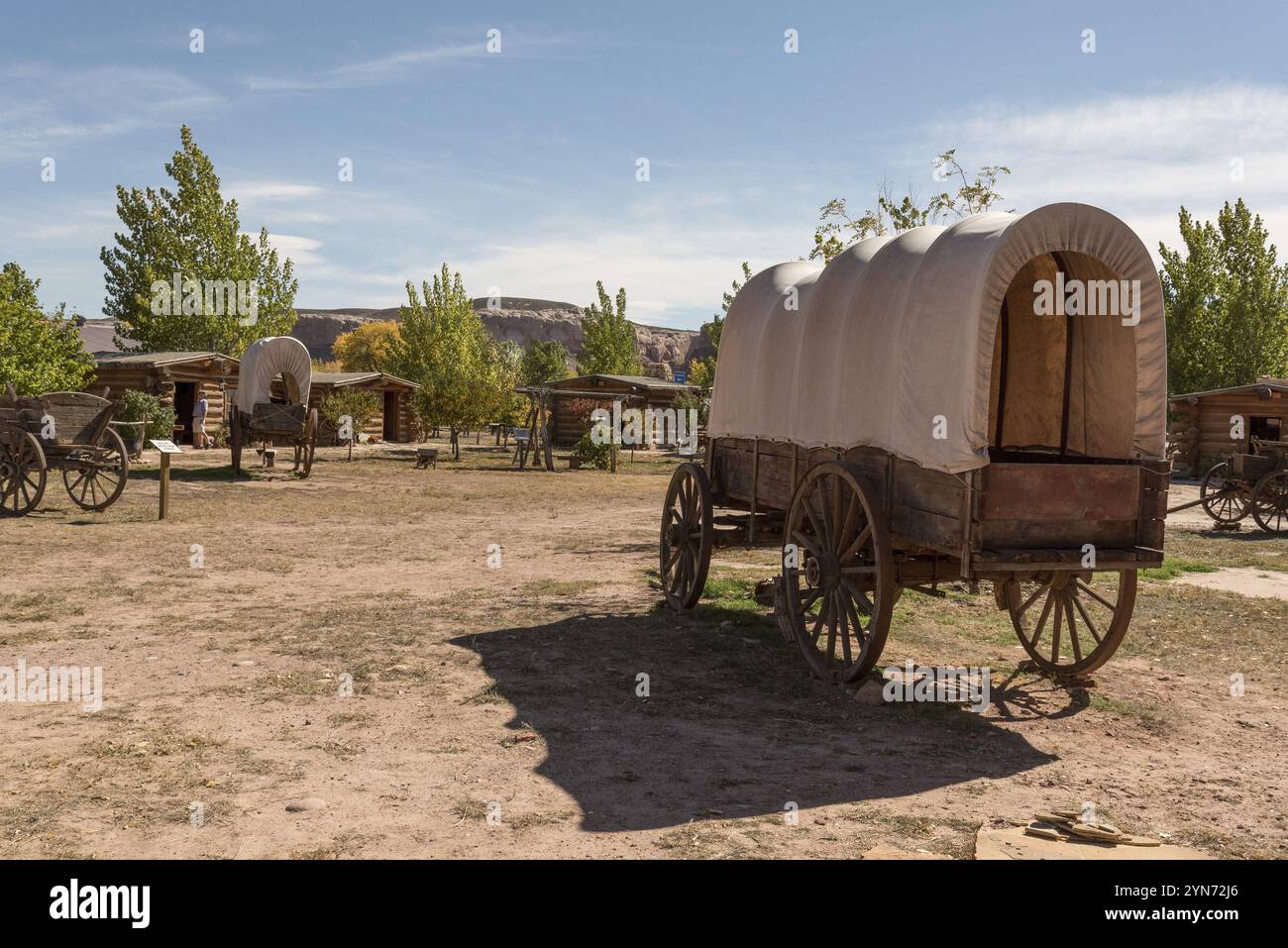 Old style wagon hi-res stock photography and images - Alamy