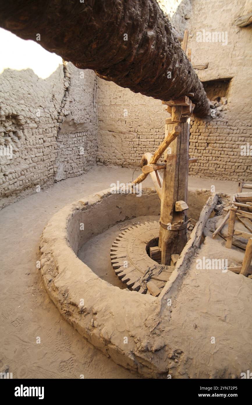 Old ancient mill in the abandoned village el-Qasr, oasis Dakhla, Egypt ...