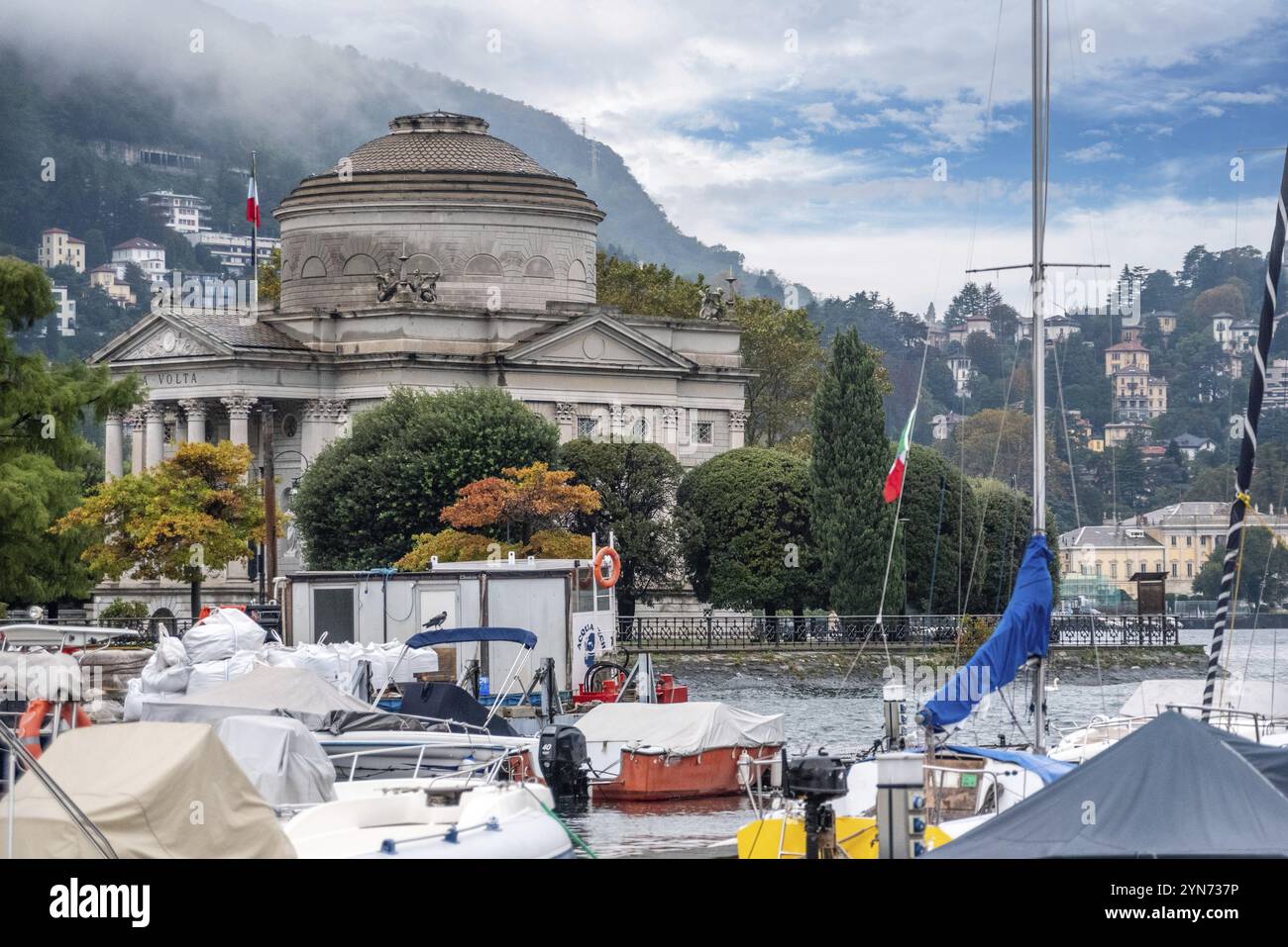 Volta temple at lake Como, Italy, Europe Stock Photo - Alamy