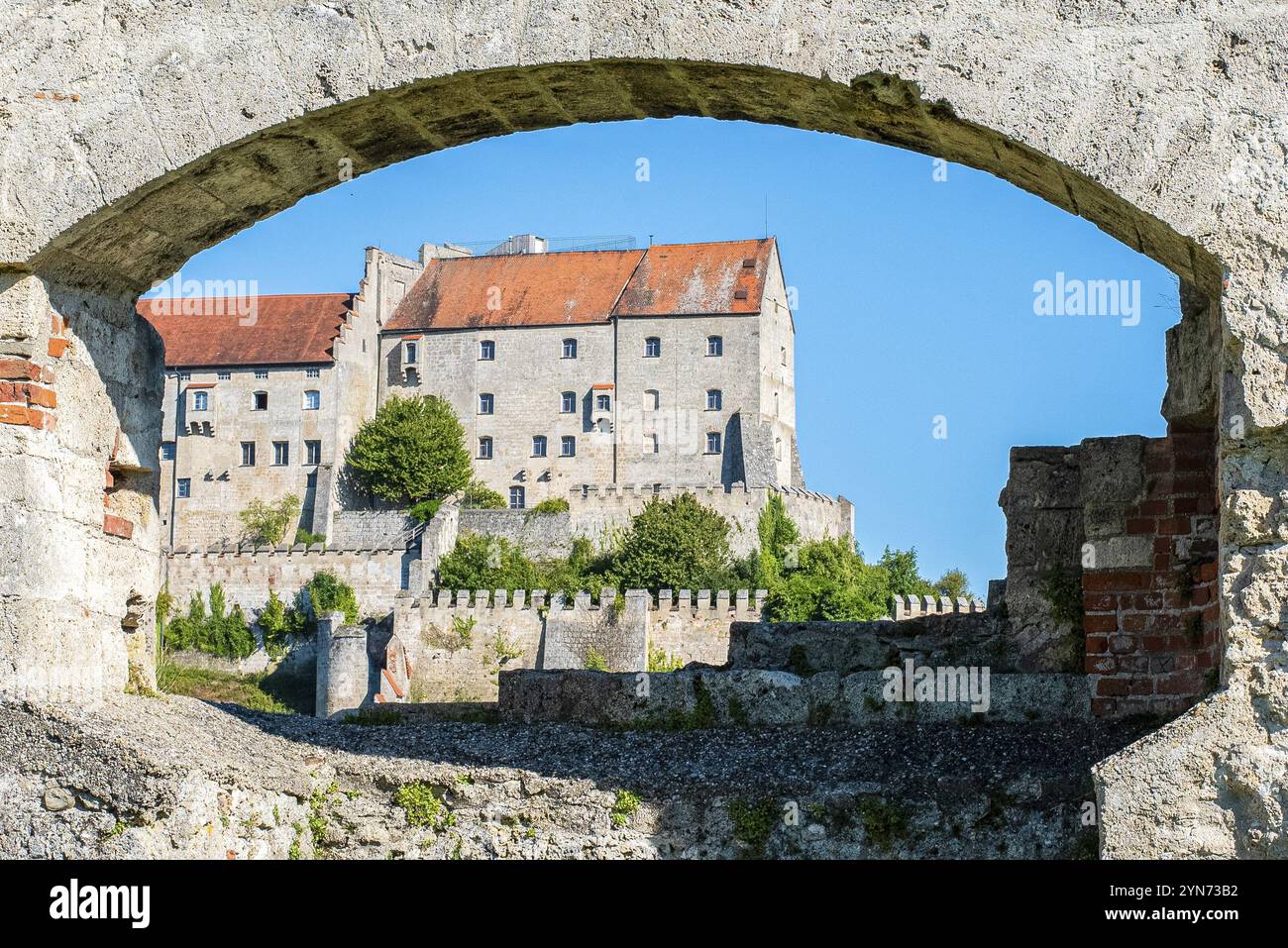 Burghausen Castle in Bavaria, the longest Castle in the World, Germany ...