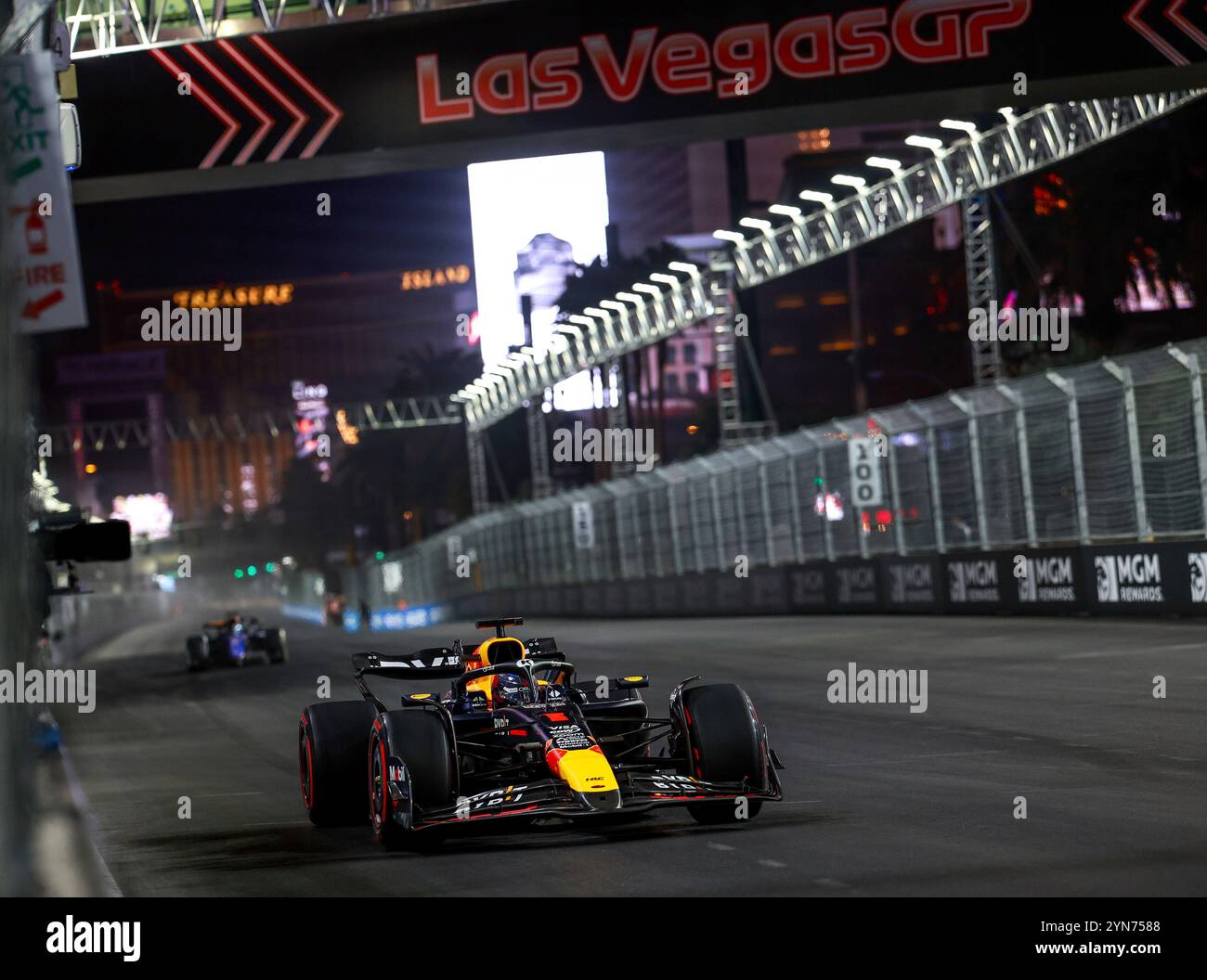 Las Vegas, USA. 22nd Nov, 2024. #1 Max Verstappen (NLD, Oracle Red Bull ...
