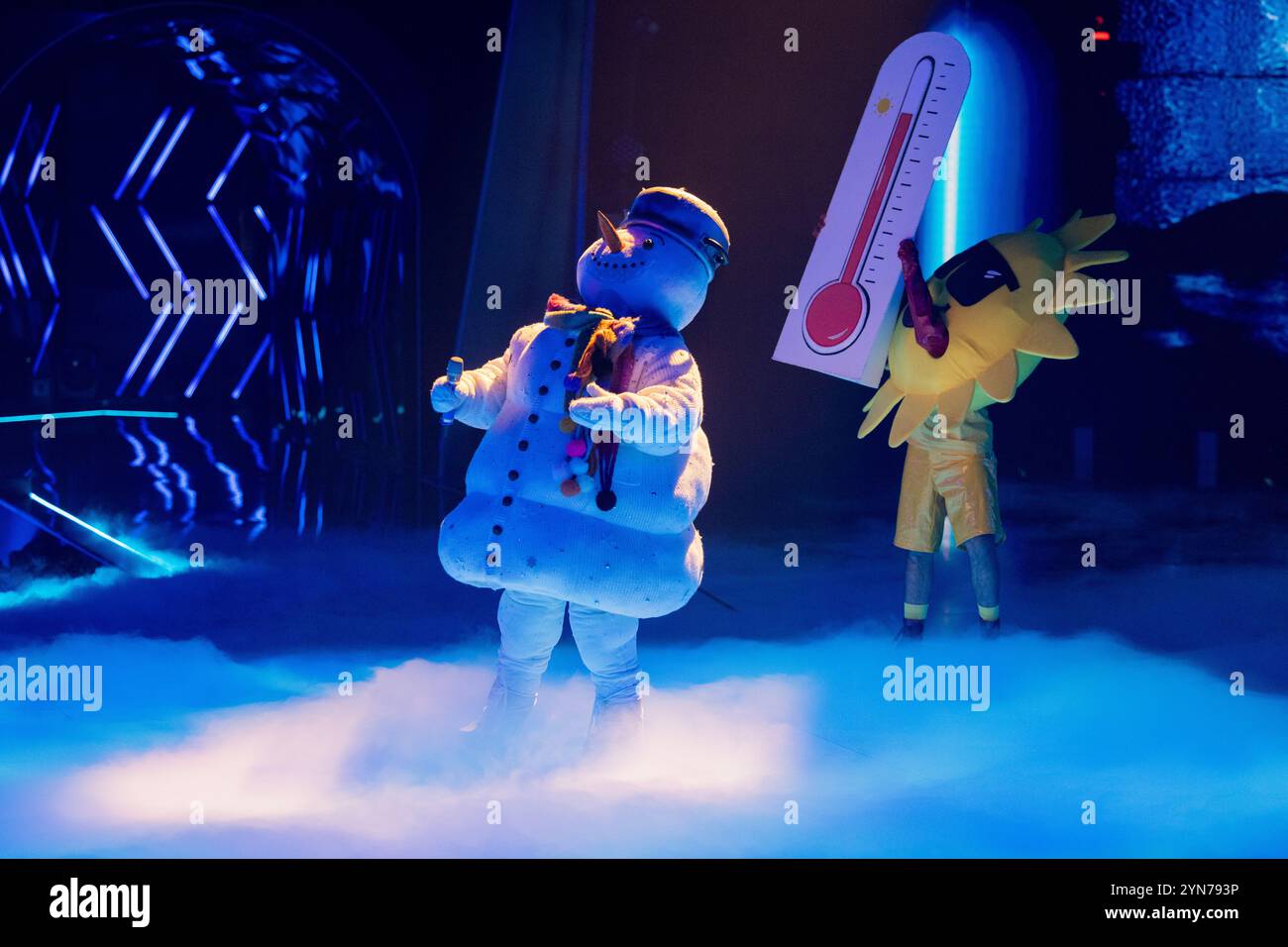 Cologne, Germany. 24th Nov, 2024. The character "The Snowman" appears ...