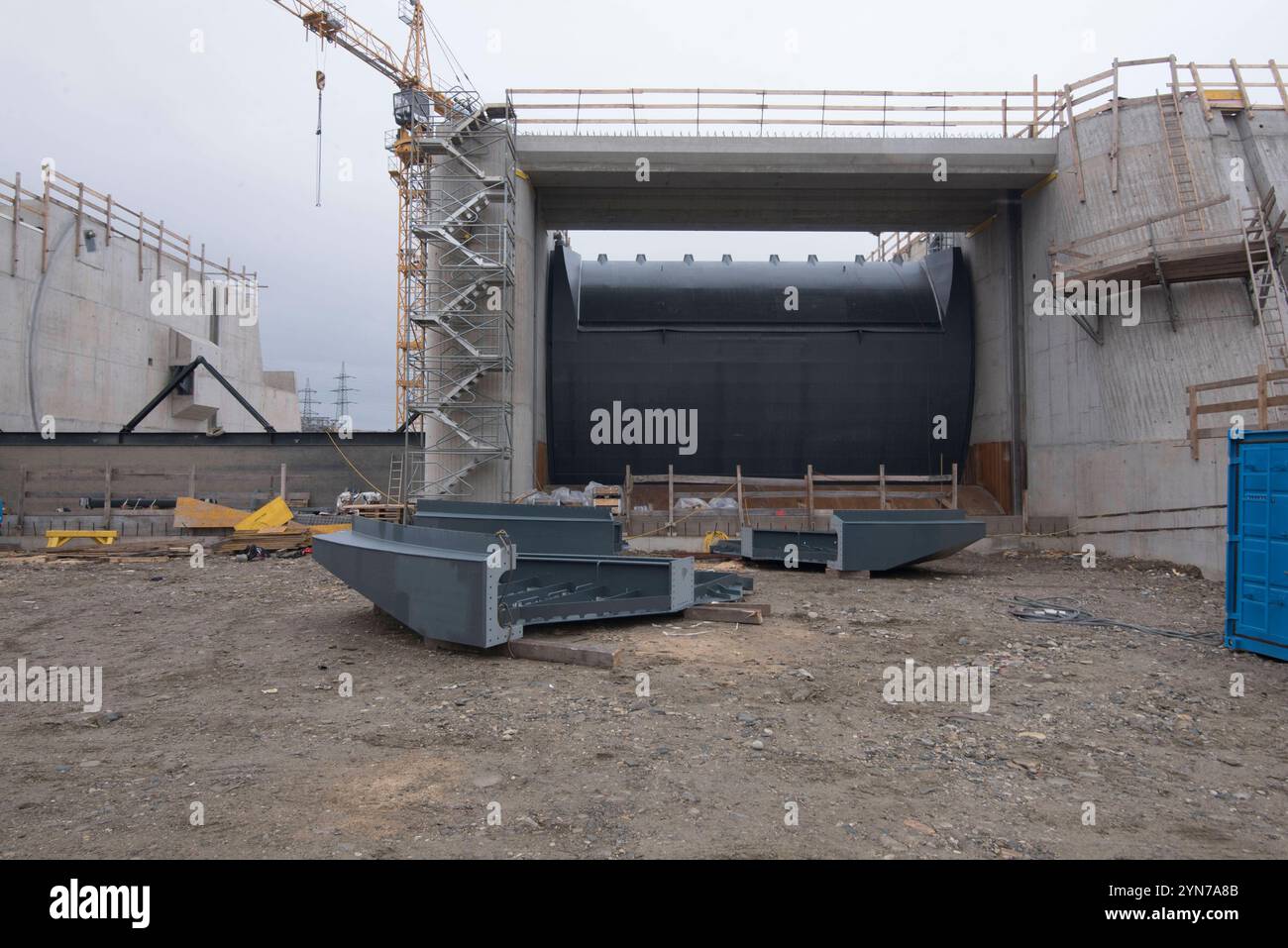 the assembly and mounting of industrial equipment by steel construction ...