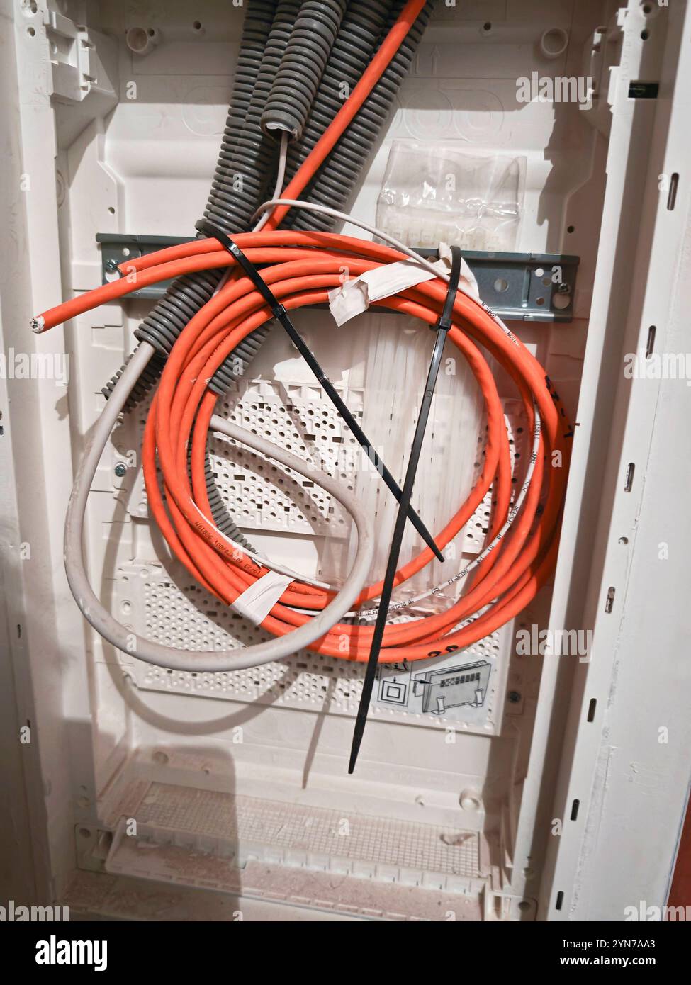 electric cable for plugging devices and machines with power electric ...