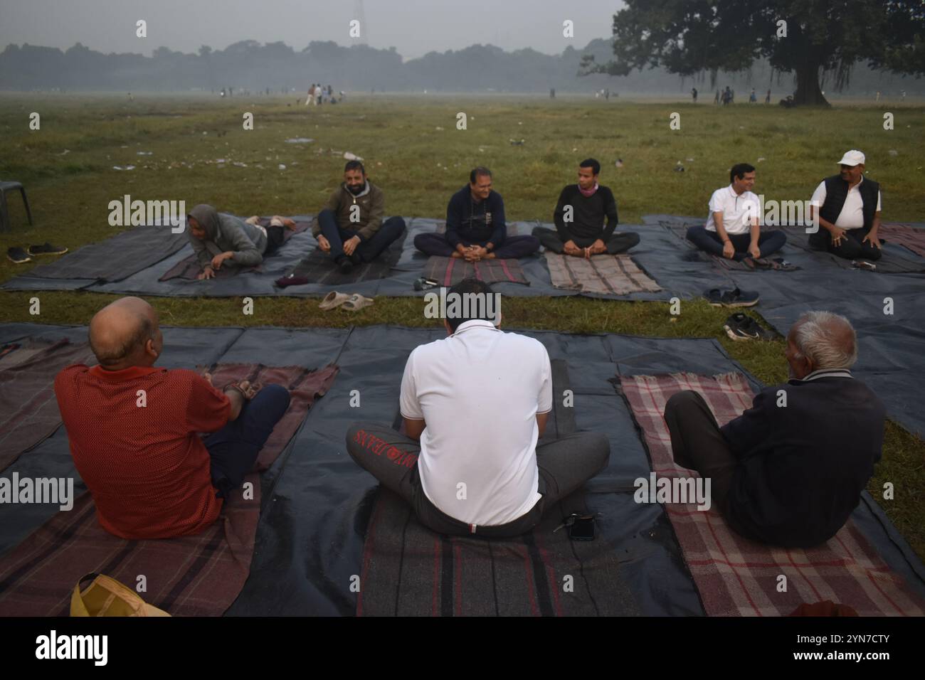 Winter morning scenario in Kolkata. (Photo by Sudipta Das/Pacific Press ...