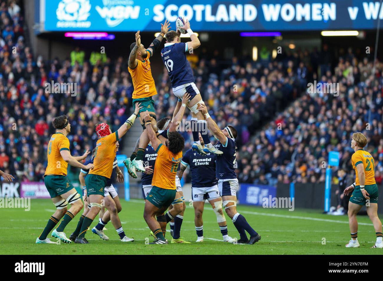 Edinburgh, Scotland. 24th November 2024. Alex Craig catches the ball ...