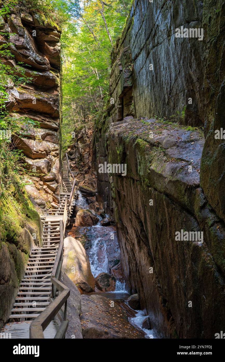 wooden walkway and path in the canyon of Flume Gorge in the Franconia ...