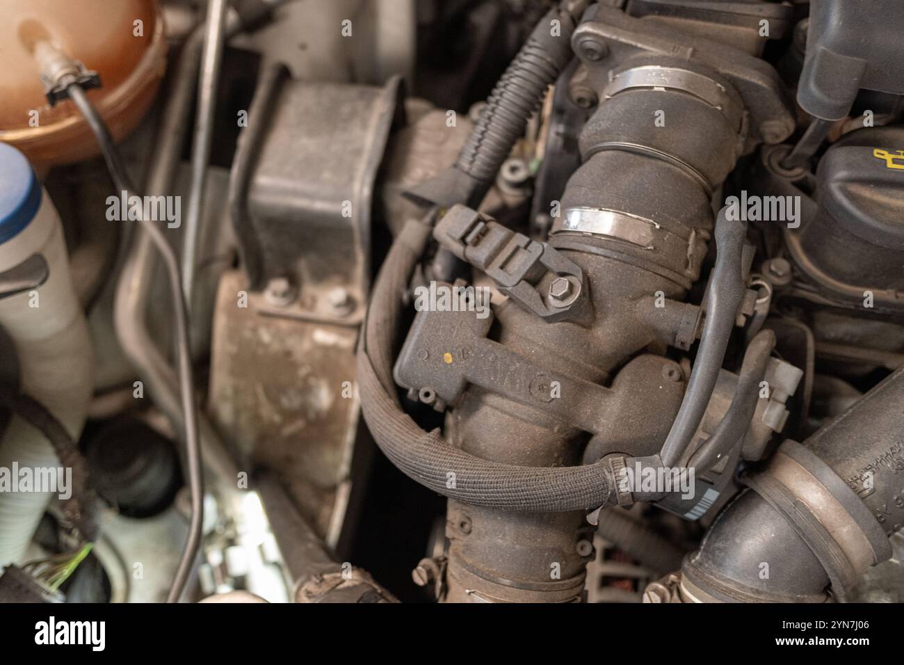 detail of the engine of a diesel car in a garage for repair Stock Photo ...