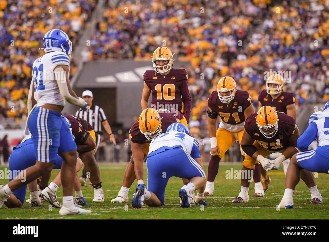 Arizona State Sun Devils quarterback Sam Leavitt (10) prepares to hike ...