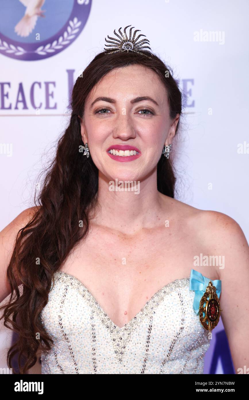 Beverly Hills, California, USA. 23rd November 2024. Actress Amber ...