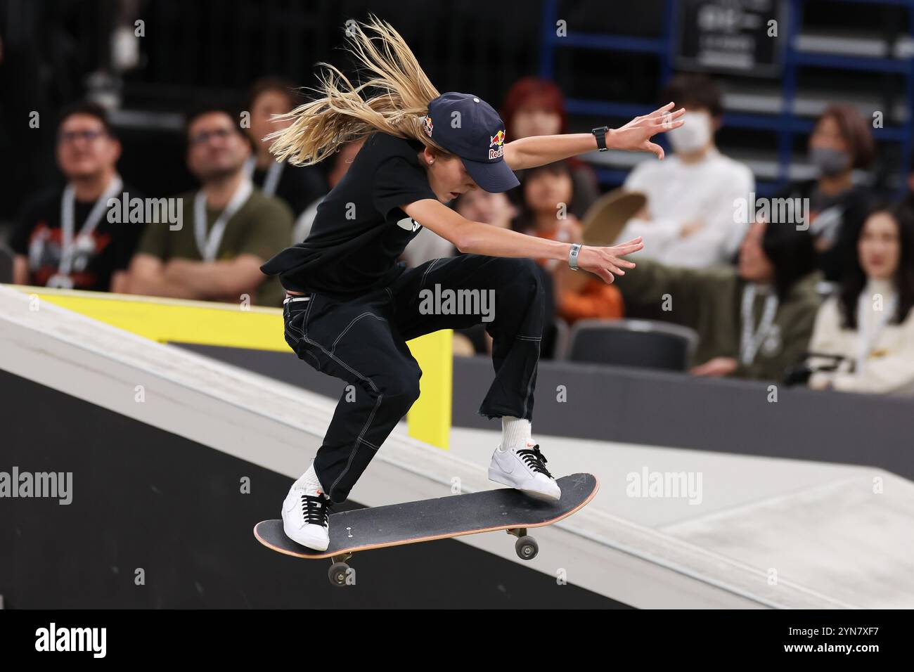 Tokyo, Japan. 23rd Nov, 2024. Chloe Covell (AUS) Skateboarding : 2024 ...