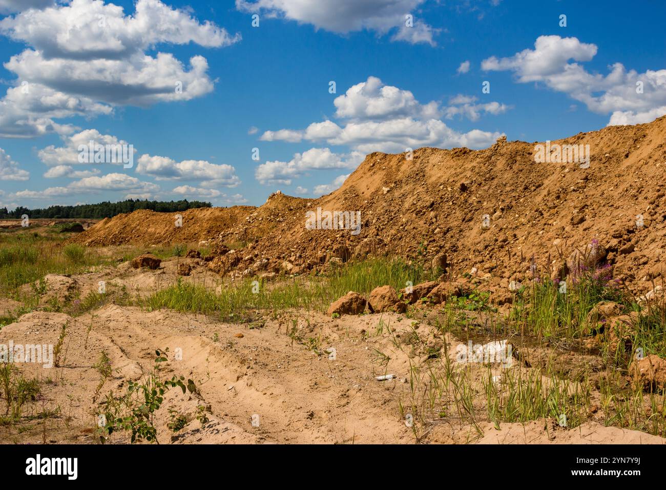 Waste rock hi-res stock photography and images - Alamy