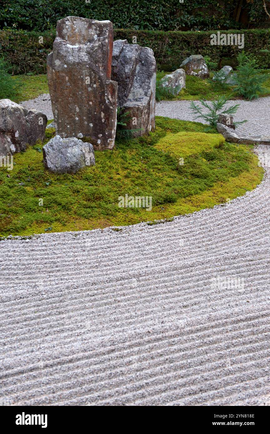Ryotanji Buddhist Temple and its Fudaraku karesansui dry landscape ...