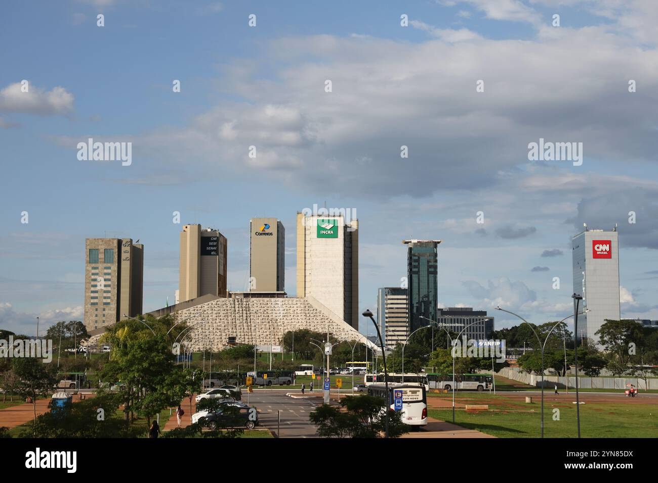 The National Theatre and Urban Architecture in Bras í lia, the capital ...