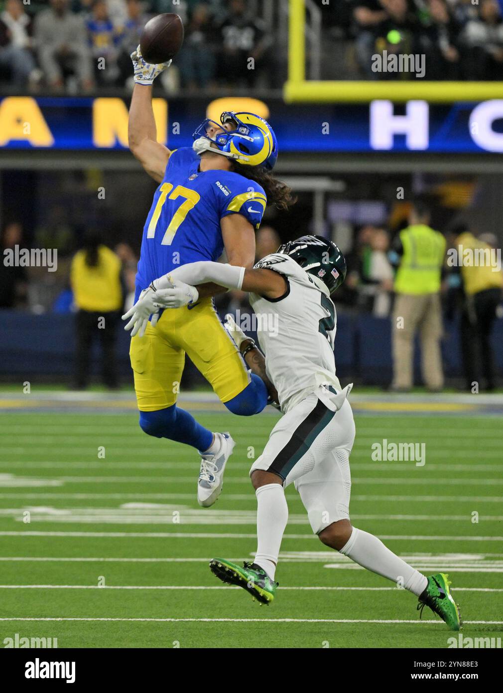 Darius slay eagles hi-res stock photography and images - Alamy