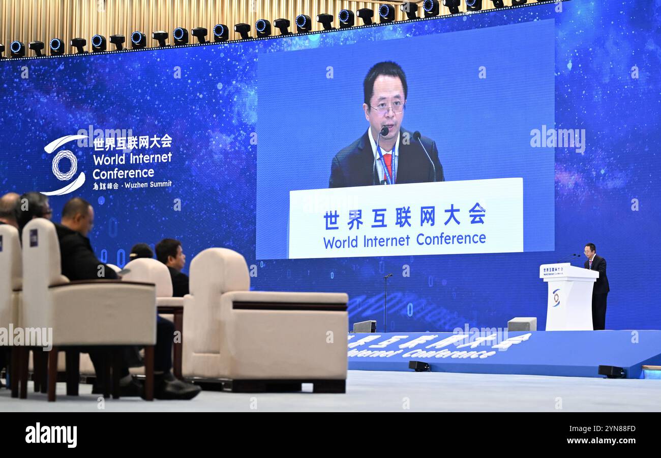 Founder of 360 group hi-res stock photography and images - Alamy