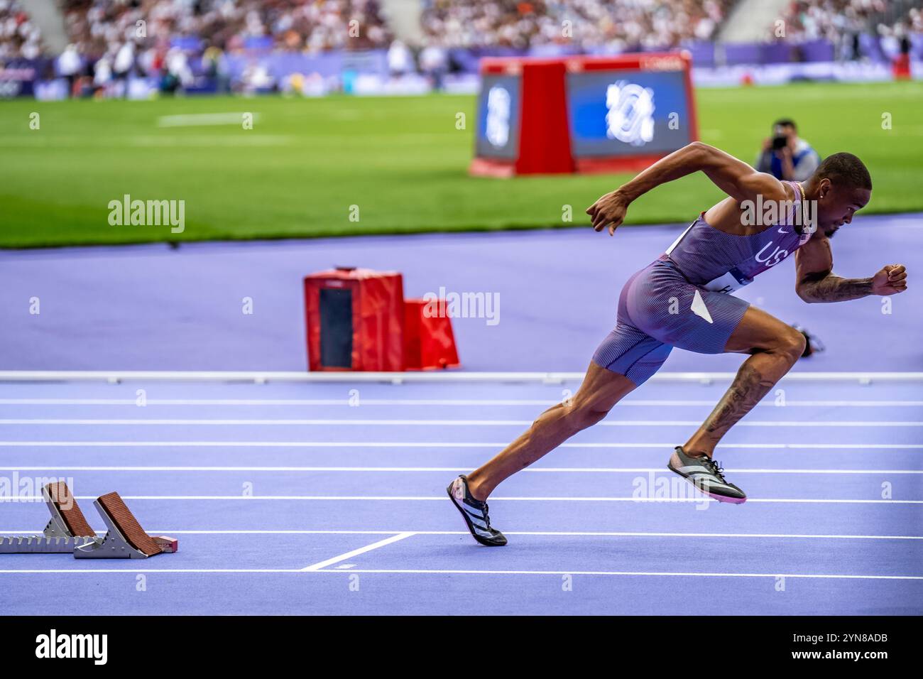Sequence 6-6 of Quincy Hall (USA) starting the heat of the 400m at the 2024 Olympic Summer Games ...