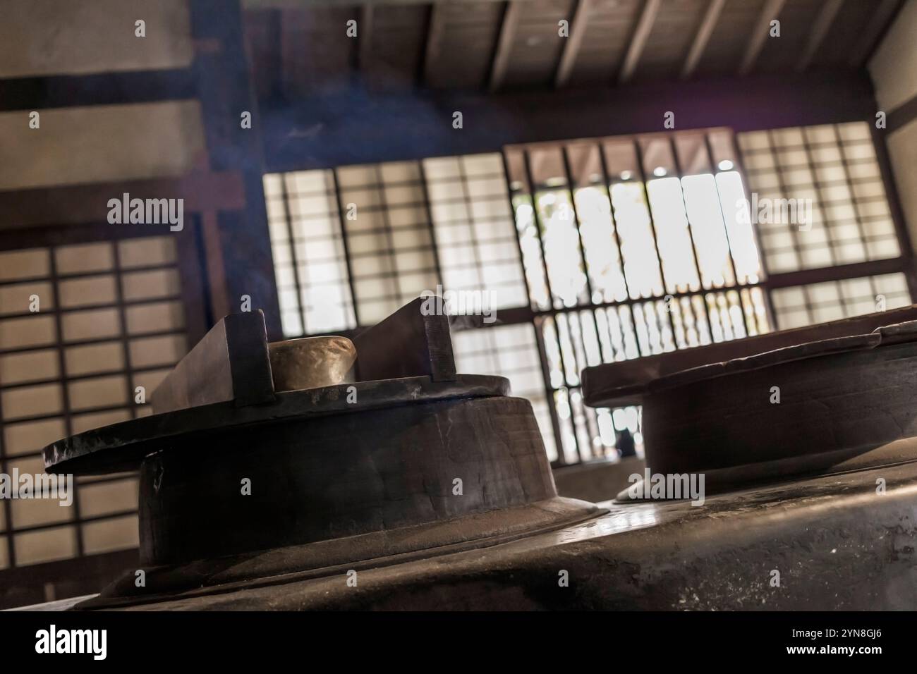 Japanese houses, kamado Stock Photo - Alamy