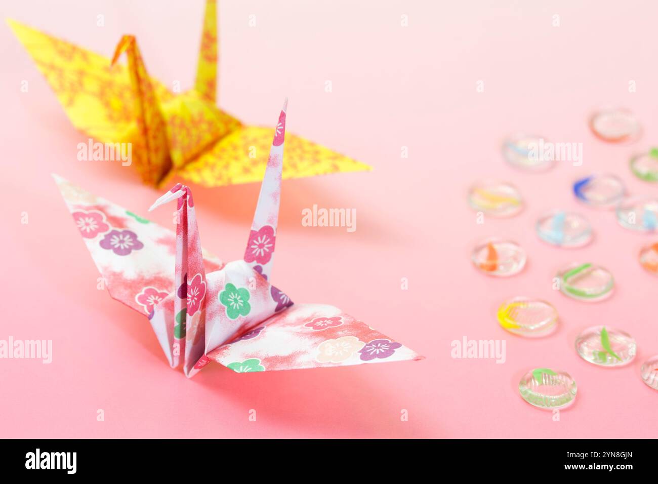 Two folded paper cranes Stock Photo - Alamy