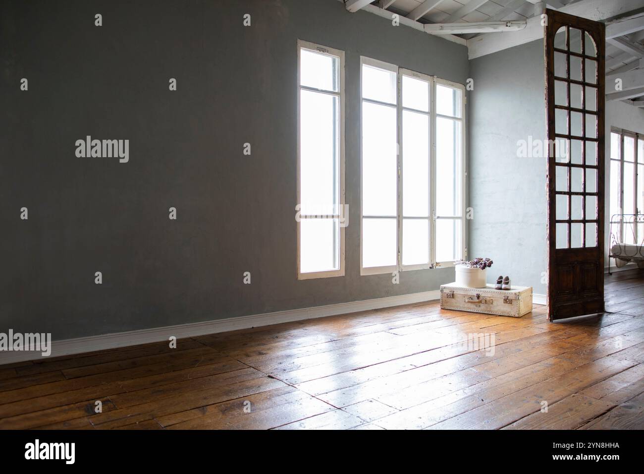 Sunlight through window hi-res stock photography and images - Alamy