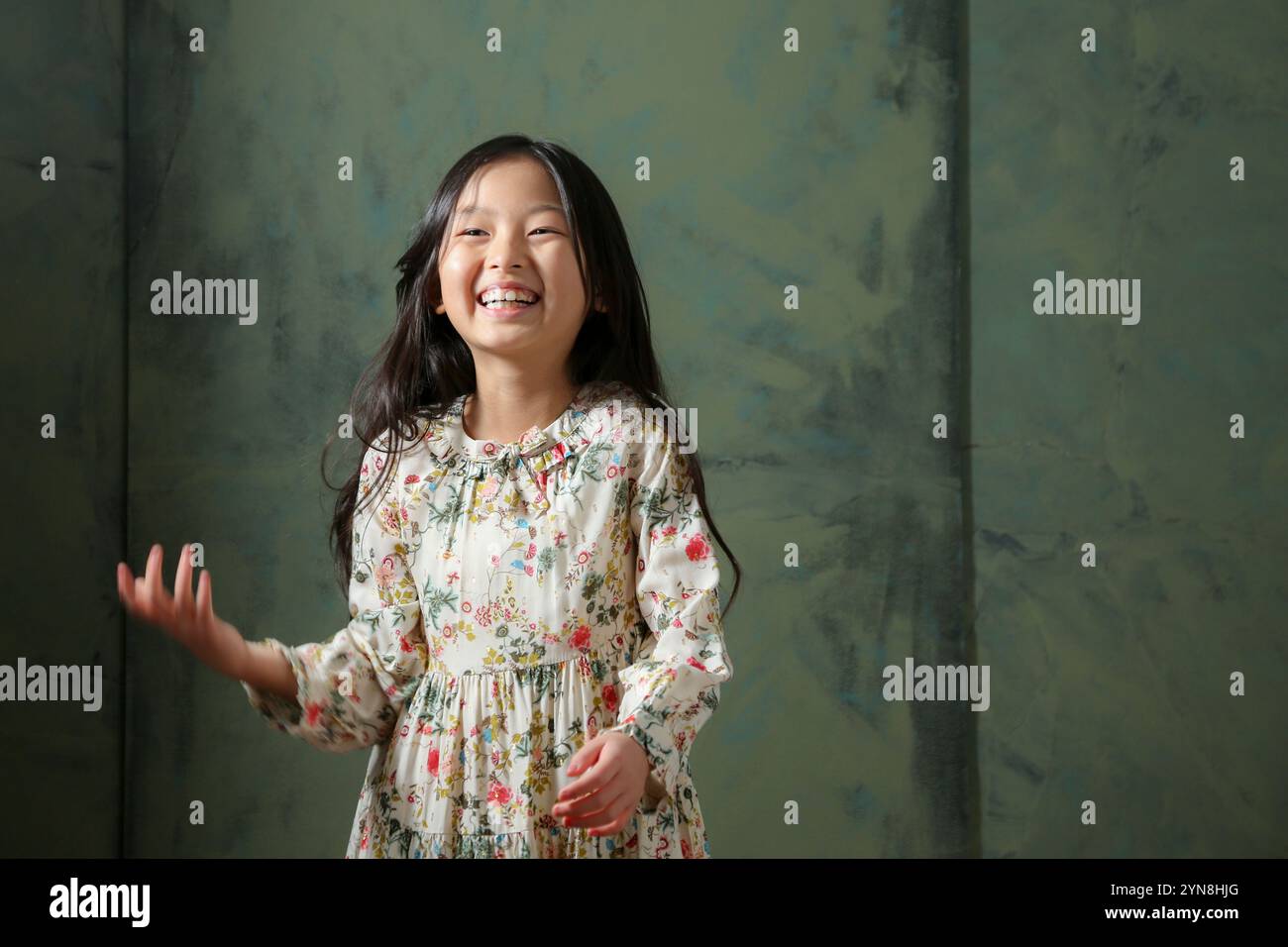 Excited smile hi-res stock photography and images - Alamy